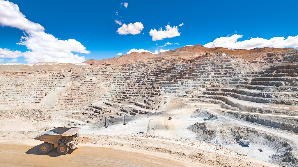 Se aprecia el peso chileno impulsado por la recuperación del precio del ...