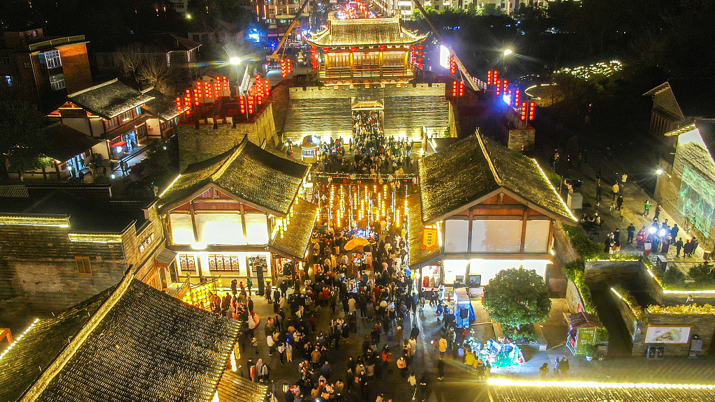 Más de 300 millones de viajes nacionales se hacen en China durante ...