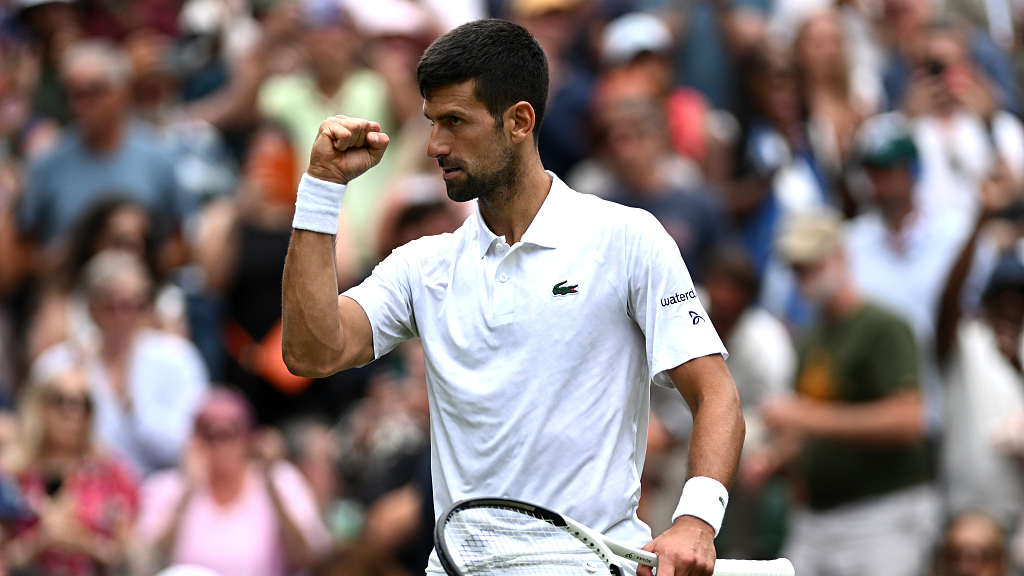 Novak Djokovic derrota a Hubert Hurkacz por 7-6, 7-6, 5-7 y 6-4, y alcanza los cuartos de final ...