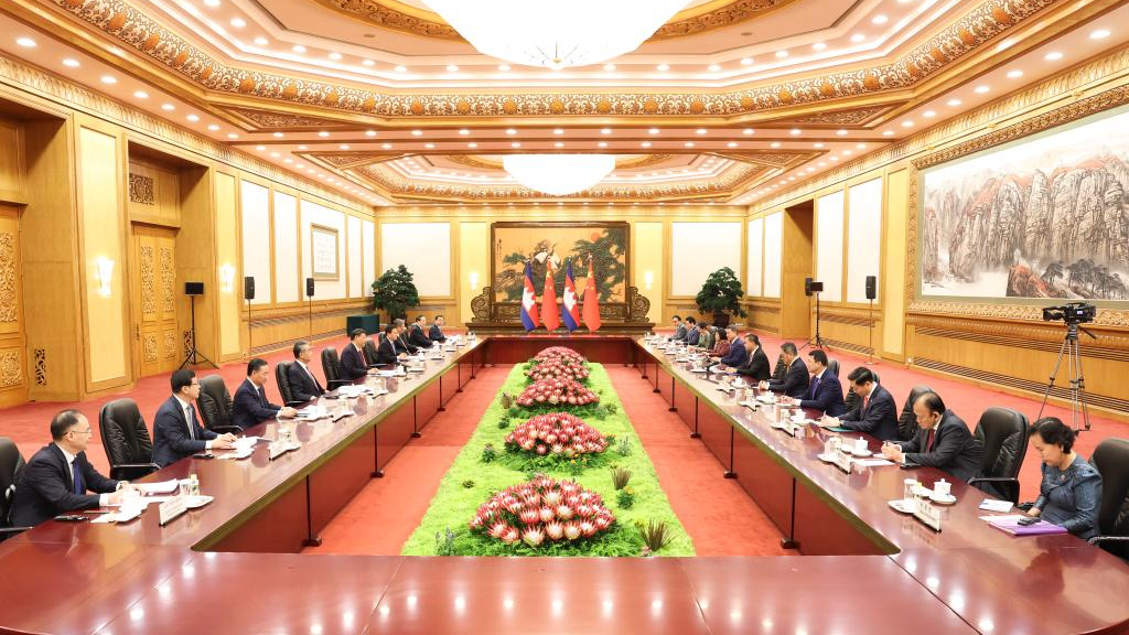 Xi Jinping se reúne con el primer ministro camboyano, Hun Manet, e ...