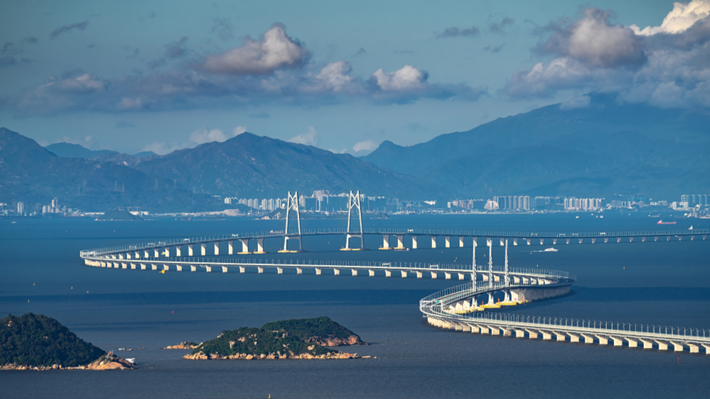 Puente Hong Kong-Zhuhai-Macao recibe más de 16 millones de pasajeros en 2023 - CGTN en Español