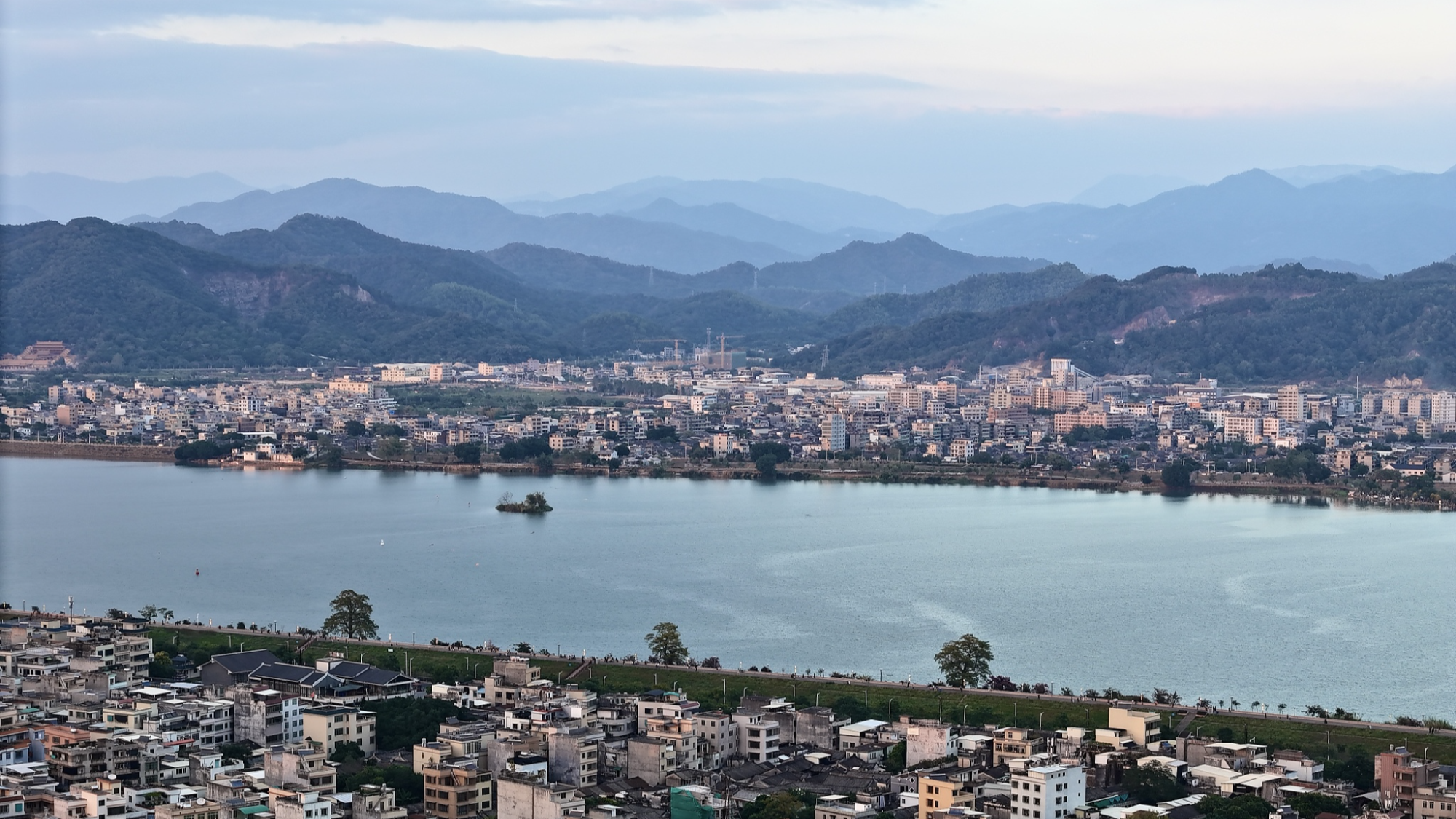 Río Hanjiang en el sur de China reporta quinta creciente este año ...