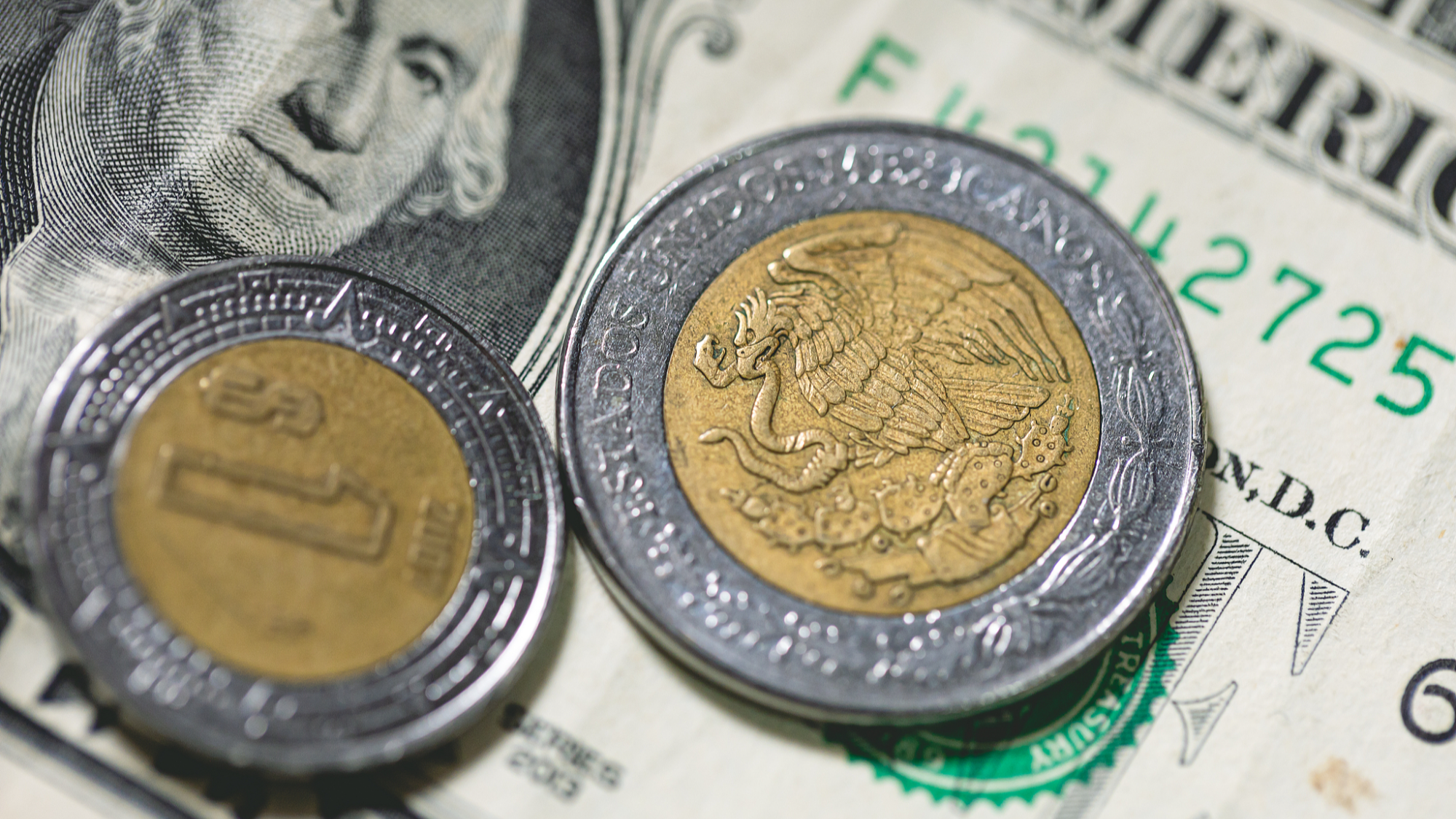 Peso mexicano regresa a niveles de 20 unidades por dólar por ...