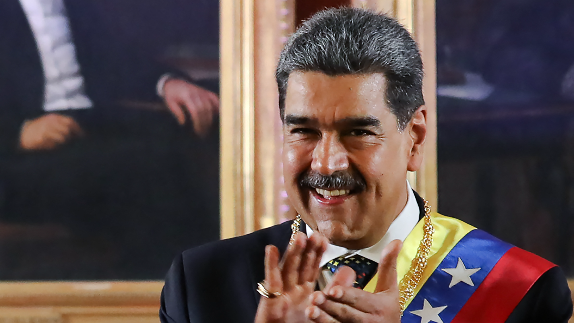Nicolás Maduro asume la presidencia de Venezuela por los próximos seis ...