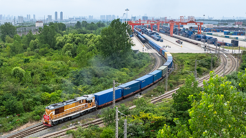Lanzan nuevo servicio de trenes de carga China-Europa en provincia central china de Hubei - CGTN ...